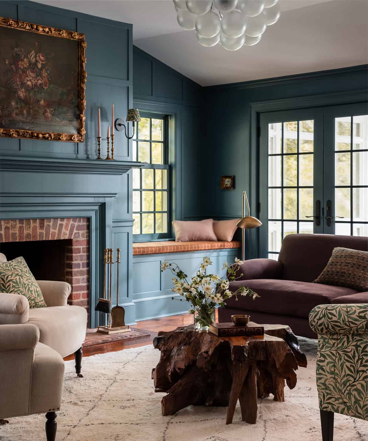 Heidi-Caillier-Design-Hudson-Valley-house-dark-blue-family-room-william ...