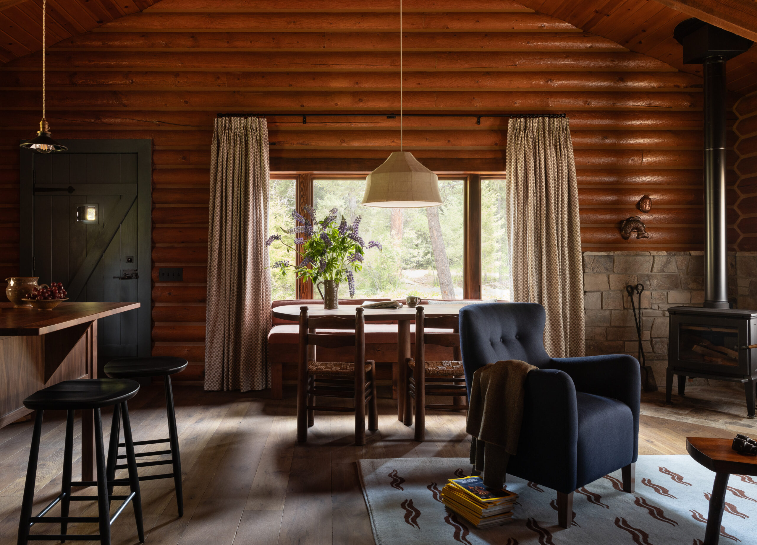 Montana Cabins - Heidi Caillier